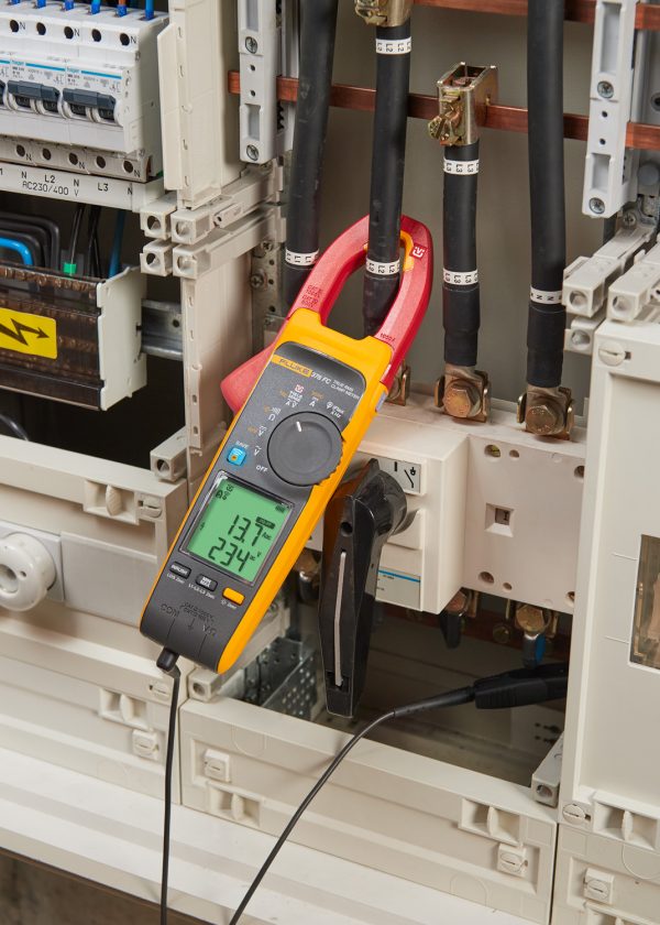 FLUKE 378 FC Non-Contact Voltage True-rms AC/DC Clamp Meter with iFlex ...